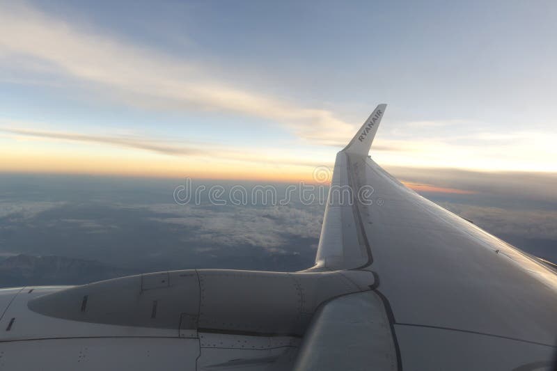 Wing of the Boeing 373 Airplane Editorial Stock Photo - Image of flight ...
