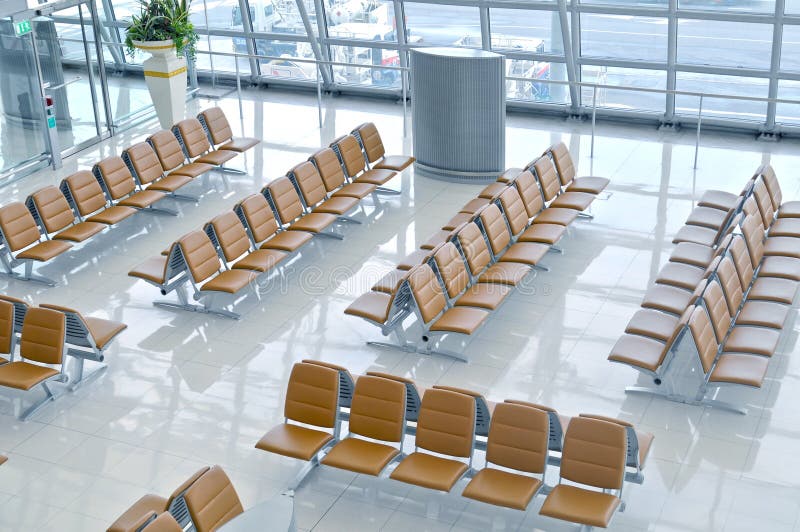 Airport check-in process editorial photography. Image of people - 22717612