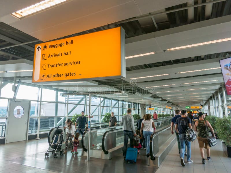 Airport interior editorial stock image. Image of black - 45311719