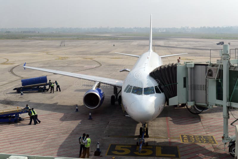 Airport Plane Loading editorial image. Image of india - 35803605