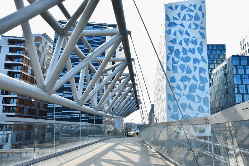Akrobaten Pedestrian Bridge in Oslo, Norway Editorial Photo - Image of ...