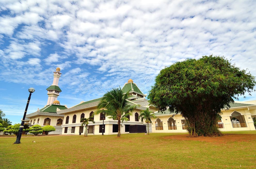 Al Azim Mosque stock image. Image of beliefs, azim, allah - 29394703