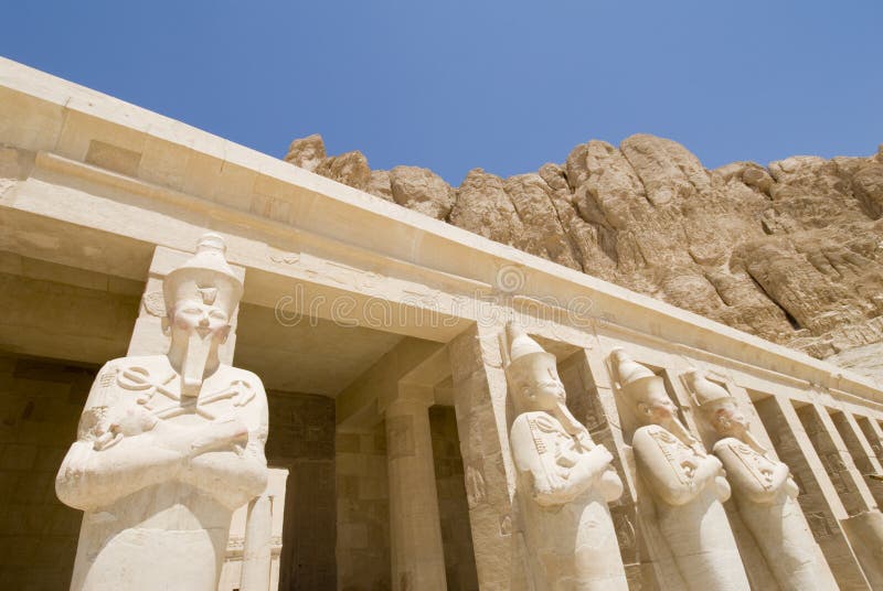 Al-deir al-bahari temple stock image. Image of queen, ramesses - 5248331