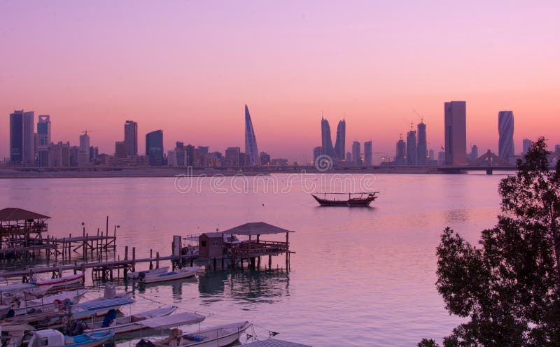 Al Ghous corniche 库存照片. 图片 包括有 麦纳麦, 的麻醉师, 捕鱼, 小船, 小珠靠岸的 - 68037220