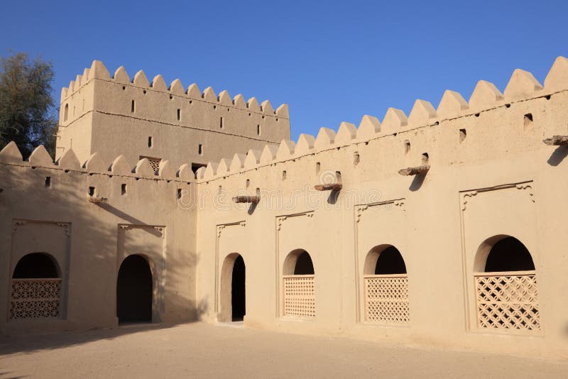 Al Jahili Fort in Al Ain, Abu Dhabi Stock Photo - Image of fortress ...