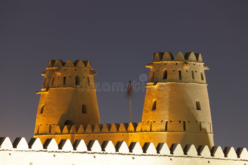 Al Jahili Fort in Al Ain, Abu Dhabi Stock Photo - Image of fortress ...
