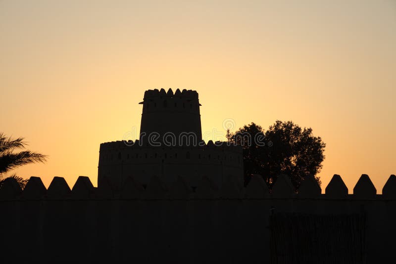 Al Jahili Fort in Al Ain, Abu Dhabi Stock Photo - Image of fortress ...