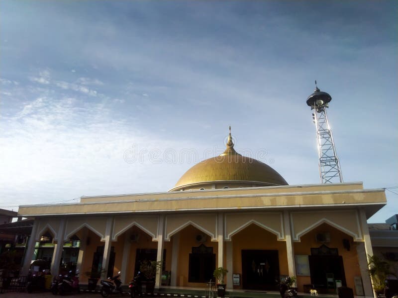 Al-Muhajirin Mosque, Samarinda Editorial Photo - Image of borneo ...