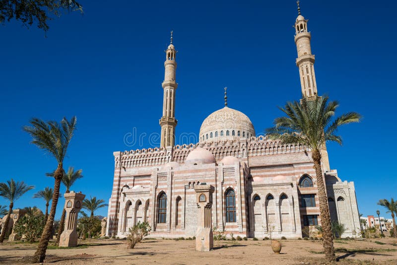 Al Mustafa Mosque in Sharm El Sheikh Stock Photo - Image of peninsula ...