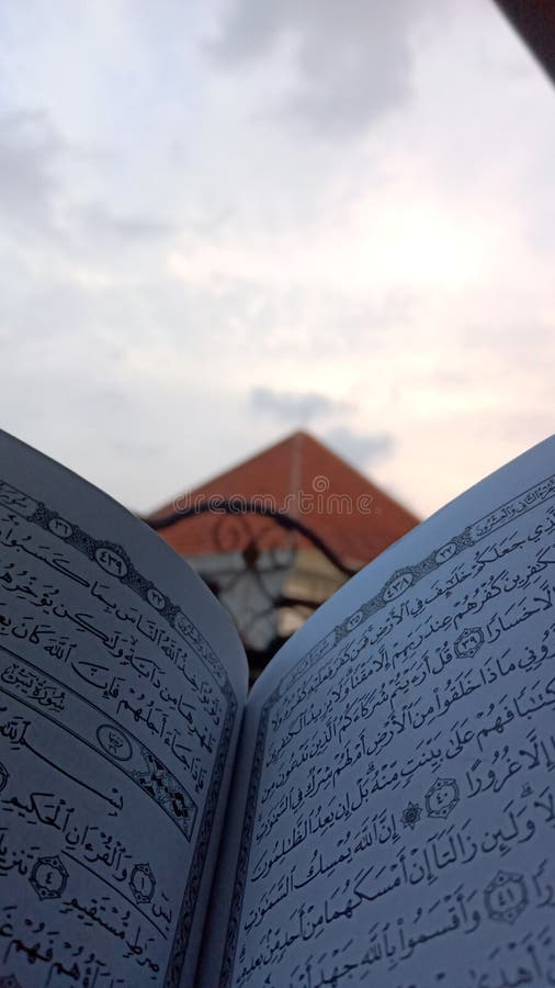 Al Quran Al Karim Stock Photos - Free & Royalty-Free Stock Photos from ...