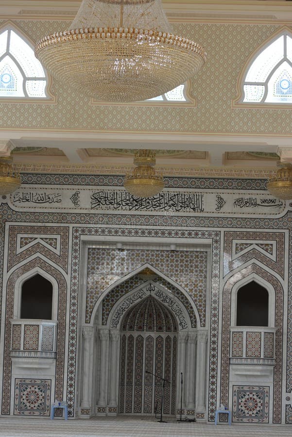 Al Rahman Mosque Interior Muscat Oman Stock Image - Image of chapel ...