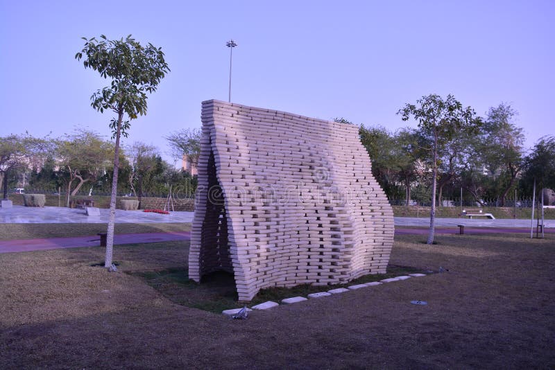 Al Shaheed Park Kuwait editorial photography. Image of building - 114928597