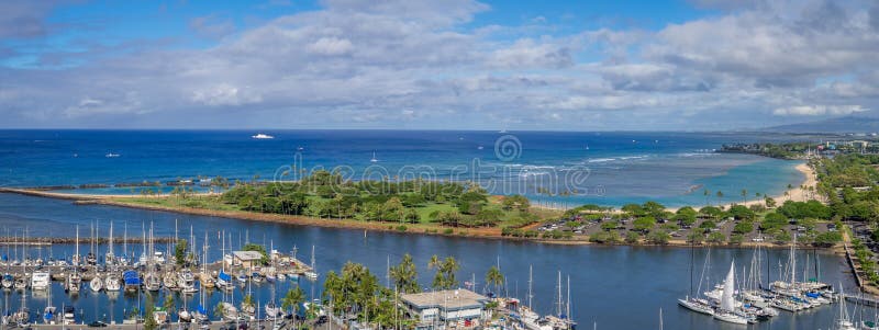 Ala Moana-Strand-Park-und Magie-Insel-Lagune Stockfoto - Bild von nacht, ansicht: 79633824