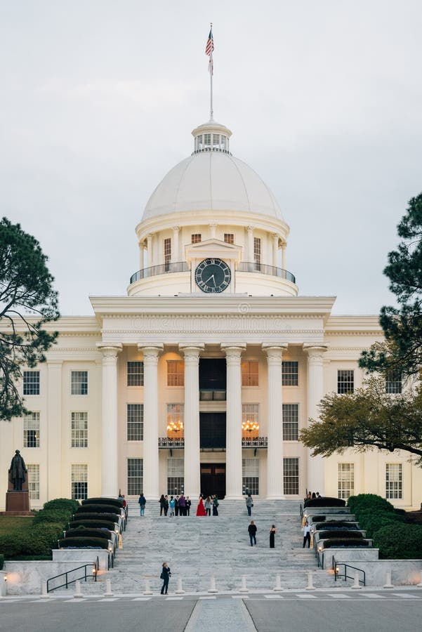 The Alabama State Capitol, in Montgomery, Alabama Editorial Image ...
