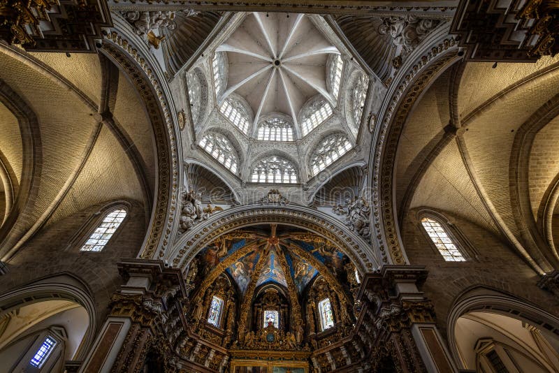 Alabaster Windows in Dome and Ornate Arches Inside Valencia Cathedral ...