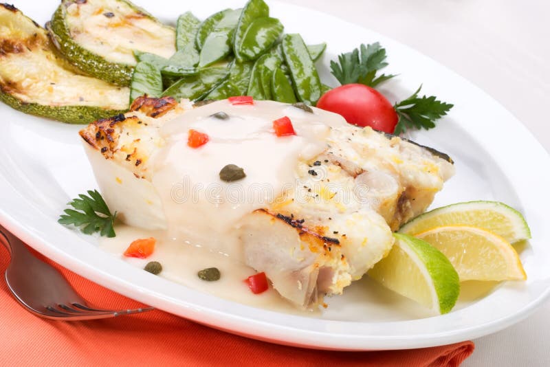 Alabote negro grelhado imagem de stock. Imagem de erva - 3235117