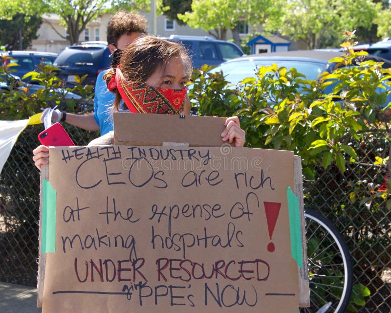 Nurses at Alameda Hospital Protesting Inadequate Personal Protective ...