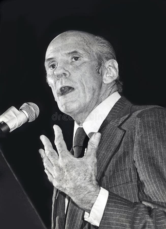 Alan Cranston Speaks at Hollywood Palladium Editorial Stock Photo ...