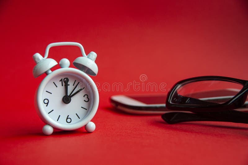 2pm Analog Clock Stock Photos - Free & Royalty-Free Stock Photos from ...