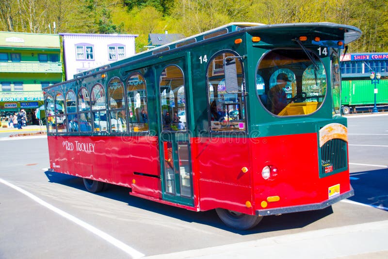 Alaska - Tour Bus editorial photography. Image of service - 68530987