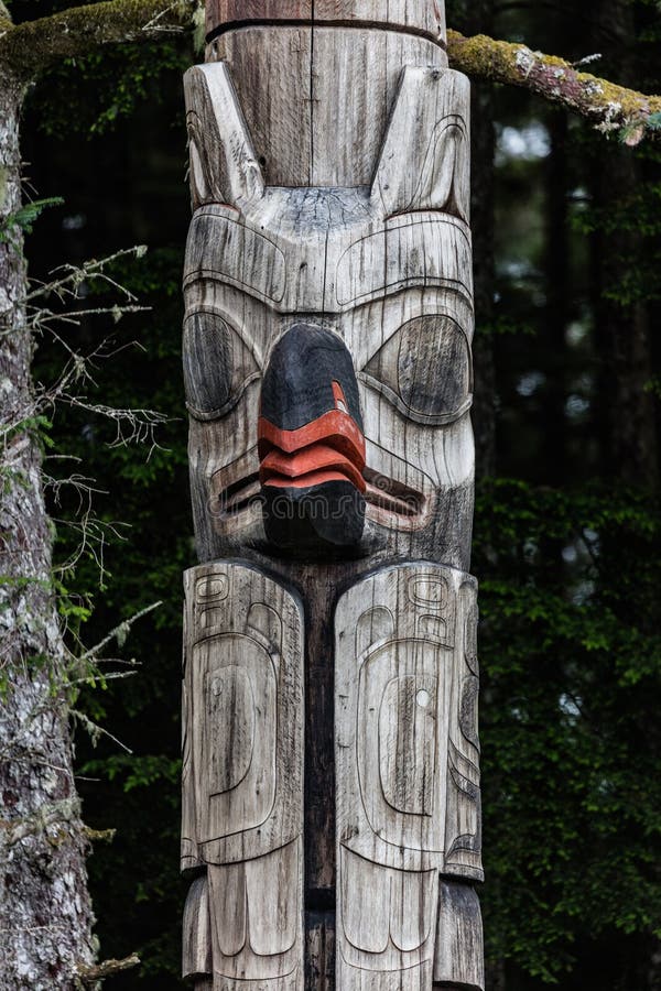 Alaskan Totem editorial stock image. Image of evergreen - 78894809