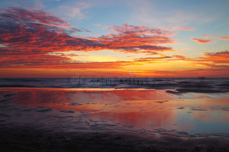 Alba Al Mar Baltico Nel Heringsdorf Della Germania Immagine Stock ...