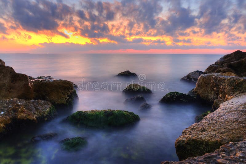 Alba al mare immagine stock. Immagine di isola, cielo - 31280957