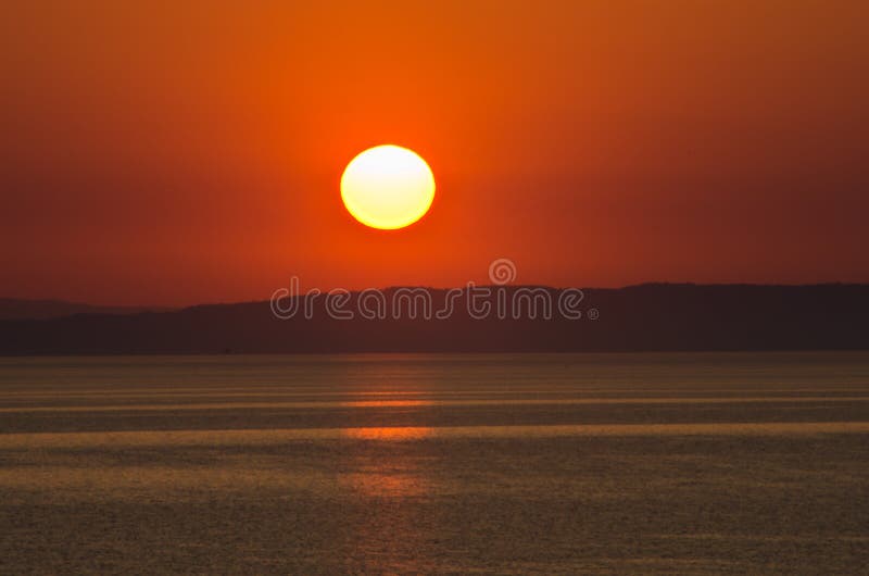 Alba al mare immagine stock. Immagine di isola, cielo - 31280957