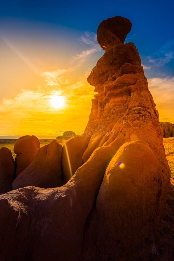 Alba Della Valle Del Folletto Fotografia Stock - Immagine di parco ...