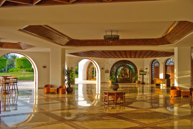 Albergo di lusso moderno fotografia stock. Immagine di divano - 7061612