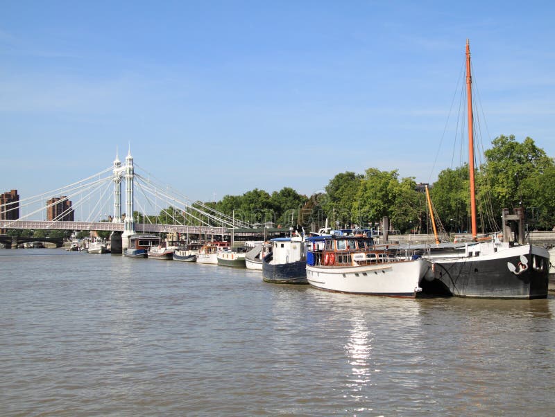 Albert Bridge in London stock image. Image of grade, english - 14794011