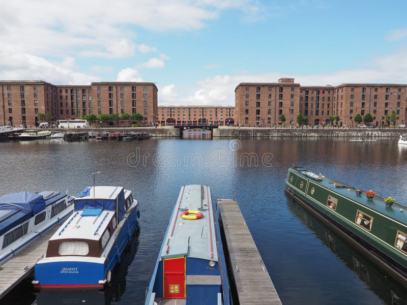 Albert Dock and Salthouse Dock in Liverpool Editorial Stock Image ...