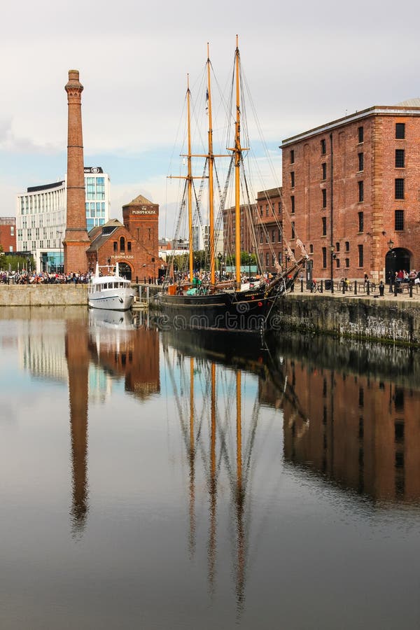 Albert Docks & Merseyside Maritime Museum Editorial Photography - Image ...