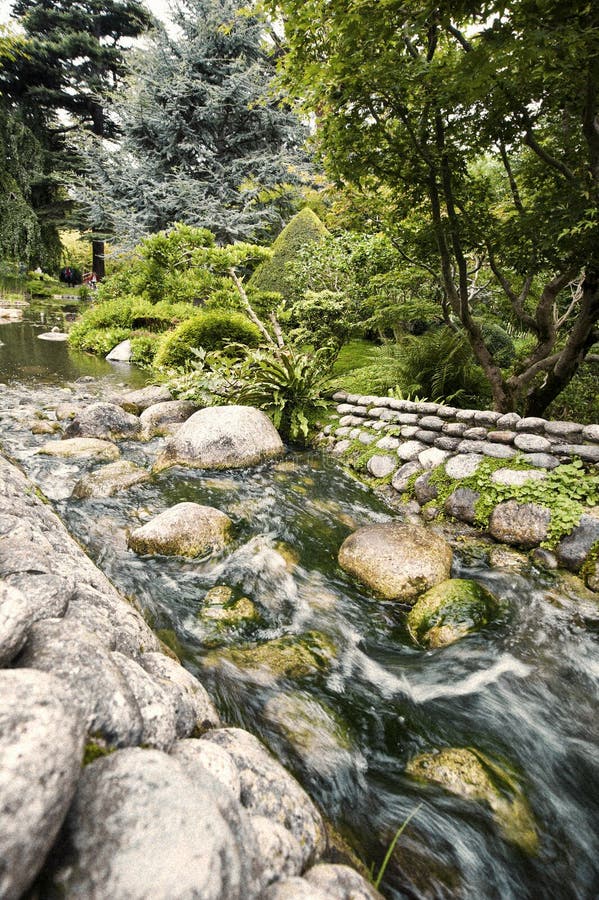 Albert Khan Japanese Garden Stock Photo - Image of paper, garden: 22936622