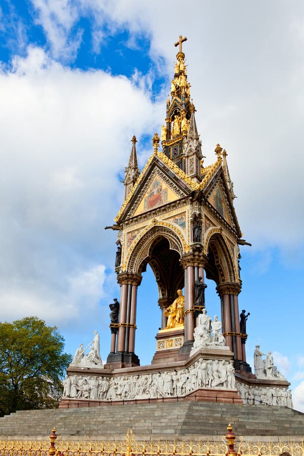 Albert Memorial in London stock image. Image of monument - 30614717