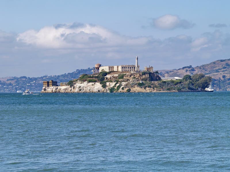 Alcatraz Insel stockfoto. Bild von feiertag, boot, küstenlinie - 26492880