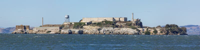 Alcatraz Insel stockfoto. Bild von felsen, gebäude, gefängnis - 43685956