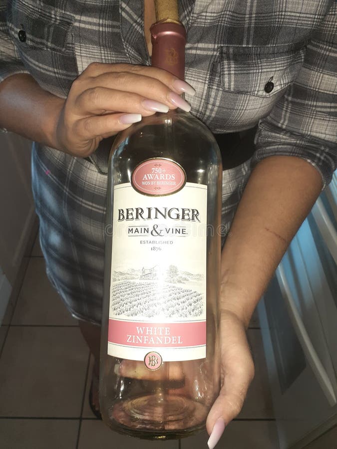 Alcohol Beringer Wine Drink Love Editorial Stock Image - Image of wine ...