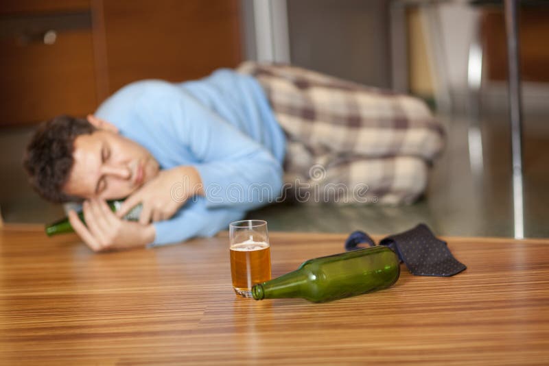 Alcoholist stock afbeelding. Image of fotografie, gebiedsdeel - 17136209