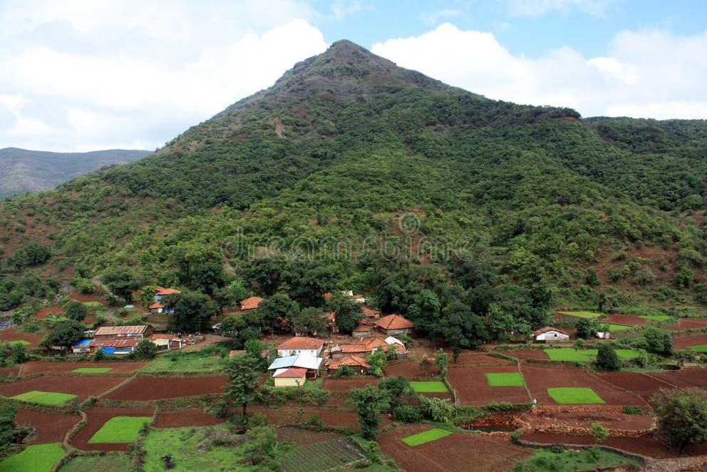 Aldea india hermosa foto de archivo. Imagen de paisaje - 10701656