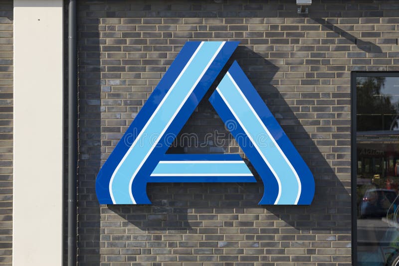 ALDI Nord Logo at Storefront Editorial Photography - Image of nord ...