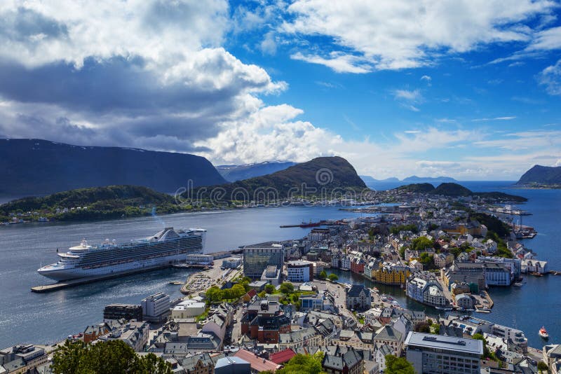Alesund stock image. Image of ship, norway, scandinavian - 67498481