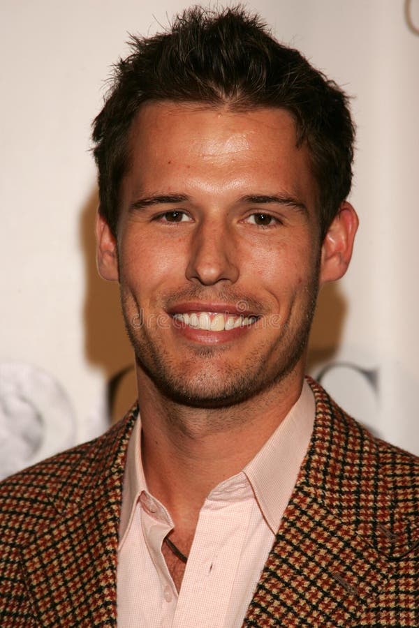 Alex Nesic editorial photography. Image of 2006, pasadena - 26885587