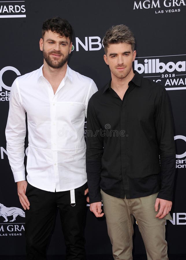 Alex Pall Und Andrew Taggart Der Chainsmokers Redaktionelles Foto ...