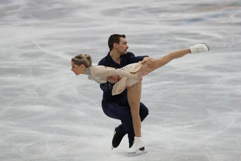 Alexa Scimeca Knierim and Chris Knierim of the United States Perform in ... Alexa Scimeca Knierim and Chris Knierim of the United States Perform in ...