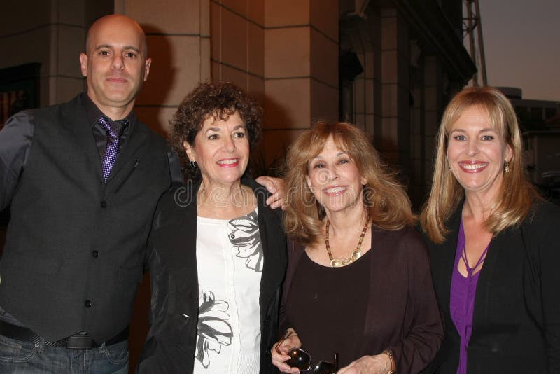 Alexander Denise Francis Ande I Arabiska Sagor Redaktionell Arkivbild ...