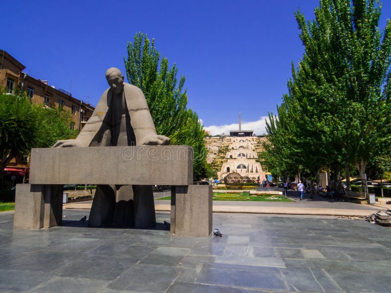 Alexander Tamanyan Statue, Yerevan Editorial Stock Photo - Image of ...