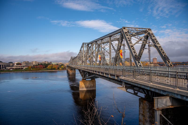 The Alexandra Bridge, Ottawa Stock Image - Image of landscape, fall ...