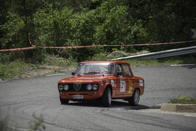 Alfa Romeo Giulia Classic editorial photography. Image of speed - 183014032