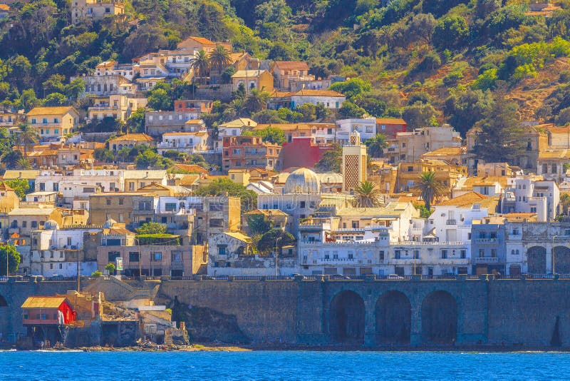 Algeri immagine stock editoriale. Immagine di mediterraneo - 58611639